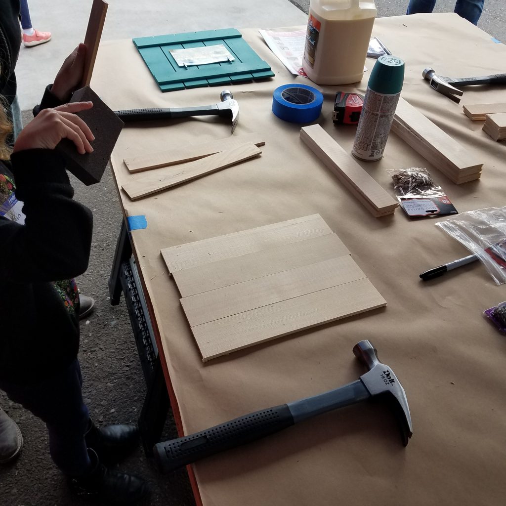 DIY Picket Frame - Tum-A-Lum Lumber – Building Materials, Deck & Fence ...